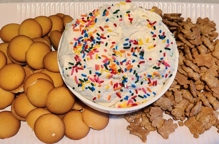 Easy Funfetti cake dip! Perfect for parties!
