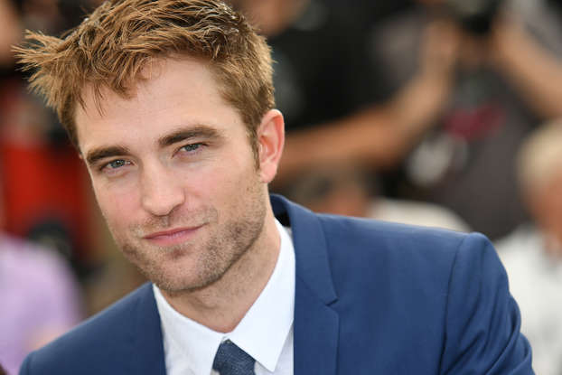 Robert Pattinson loves this Robert Pattinson loves this