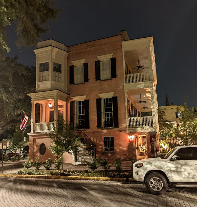 13 most haunted places in Savannah, GA