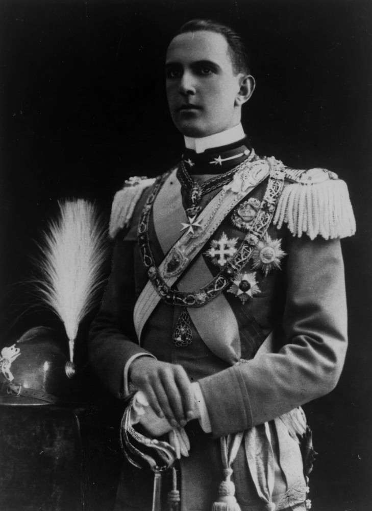 A timeline of royals in exile