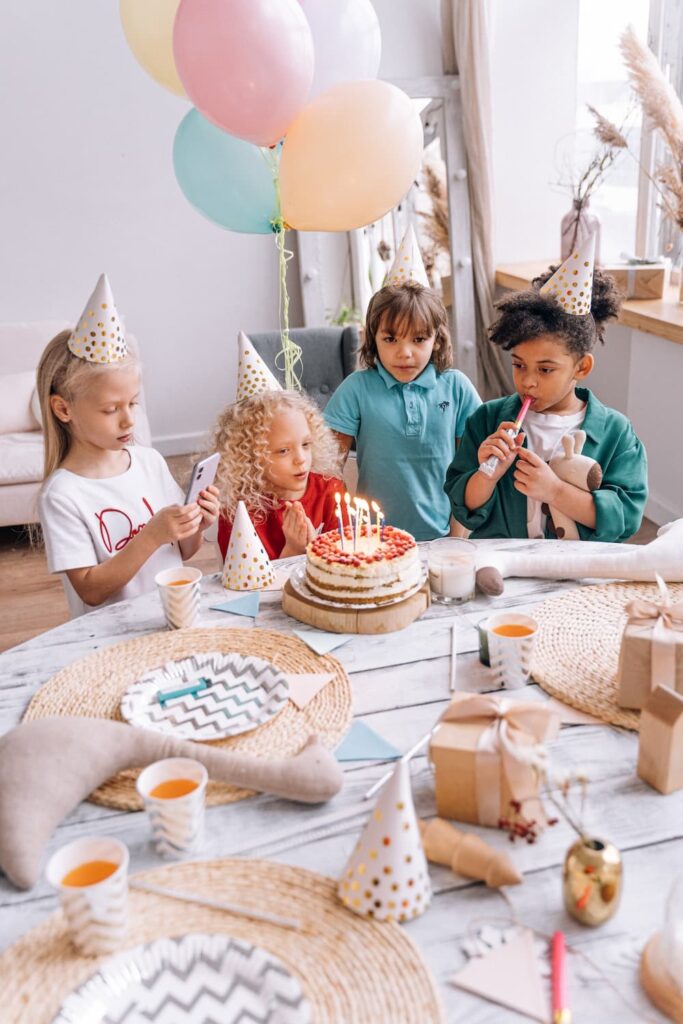 How to Throw a Children's Birthday Party on a Budget: 8 Tips