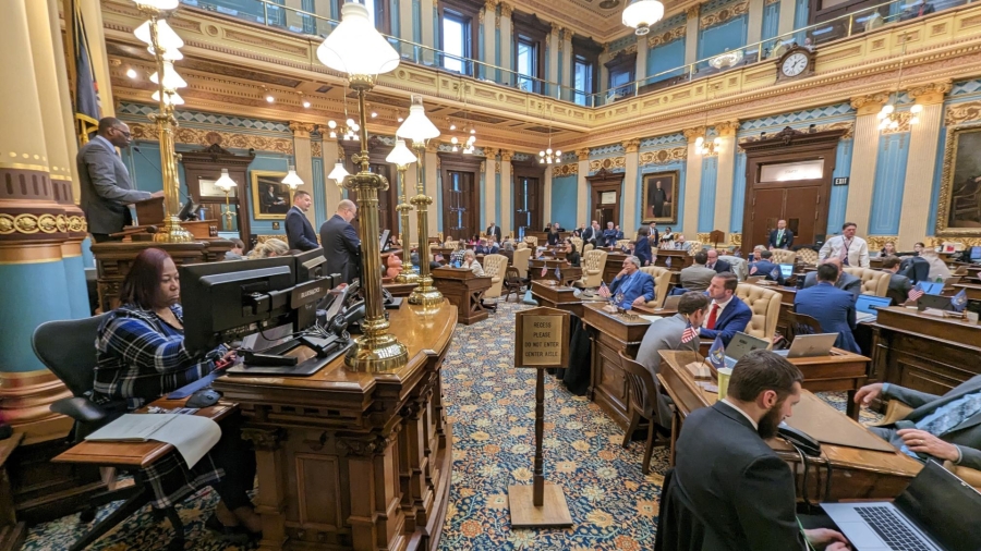 Michigan lawmakers face budget deadline as school funding talks stall