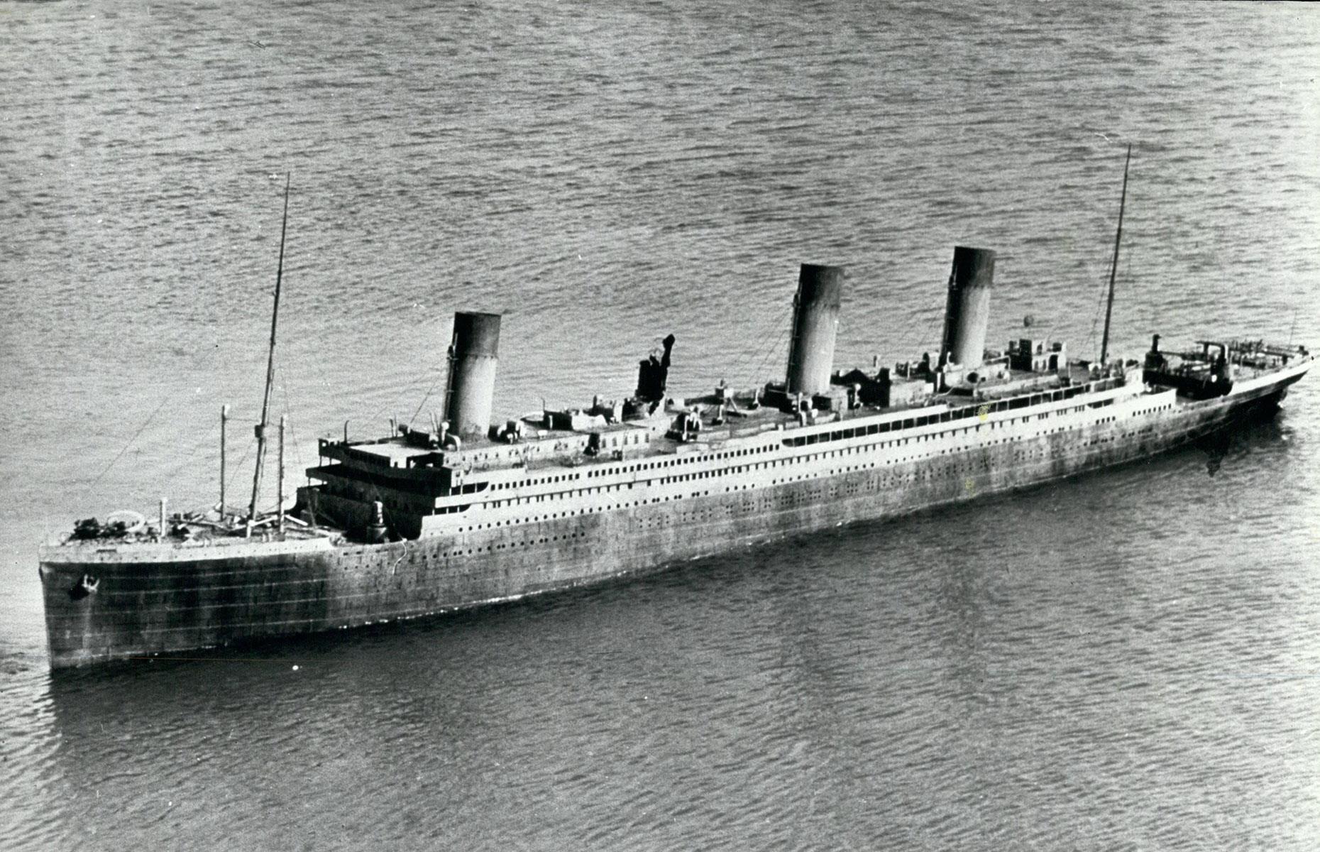 Rare photos of the Titanic's ill-fated voyage