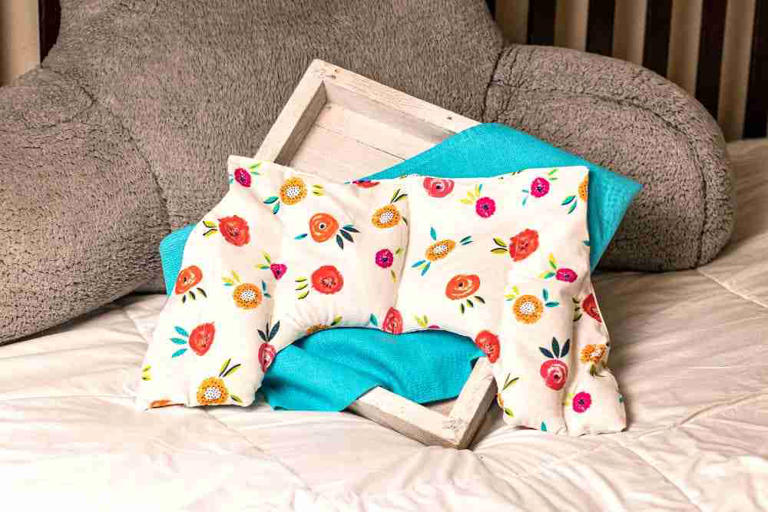 DIY Microwavable Neck Heating Pad