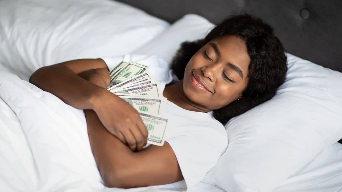 11 Money Hacks That Quietly Save You a Fortune