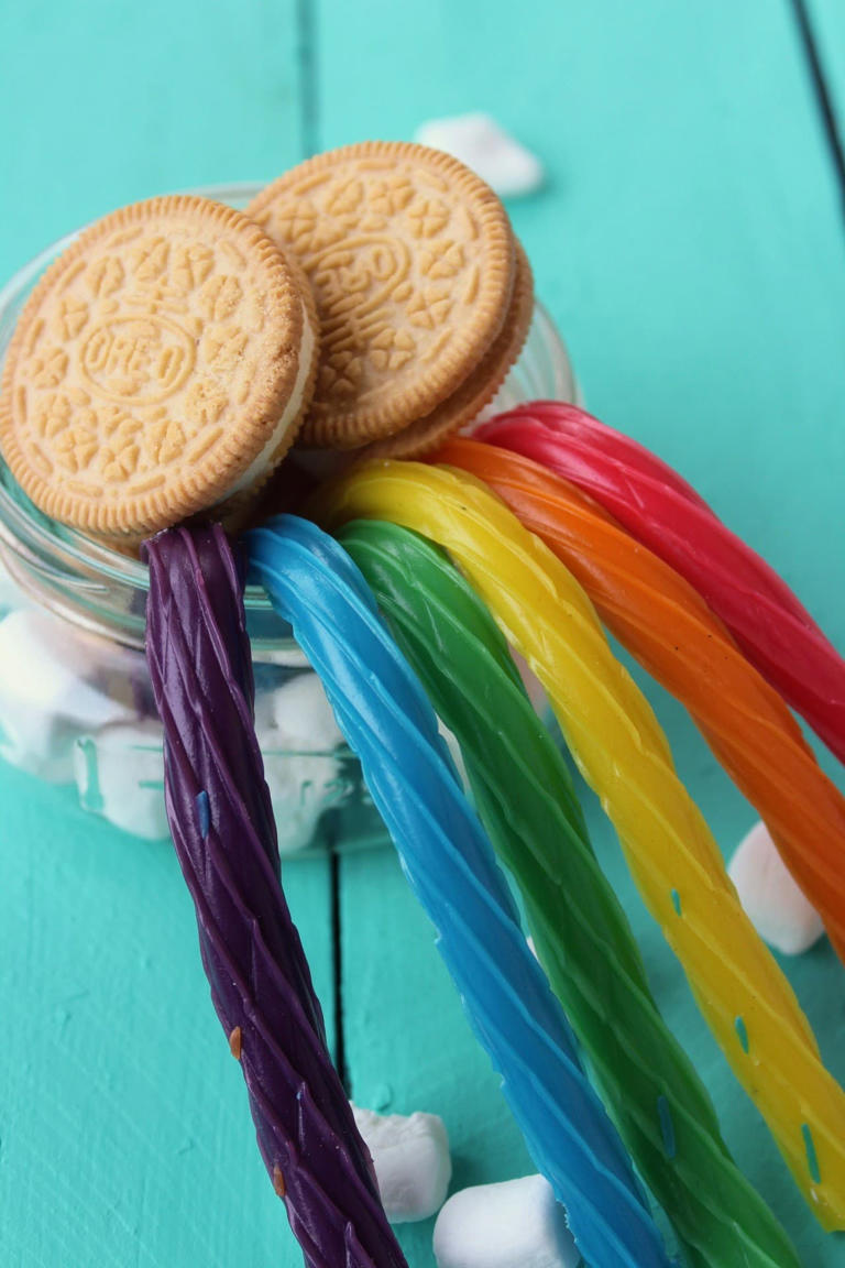 Rainbow Twizzlers | Rainbow Party Ideas