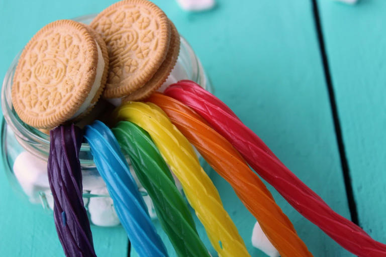 Rainbow Twizzlers | Rainbow Party Ideas