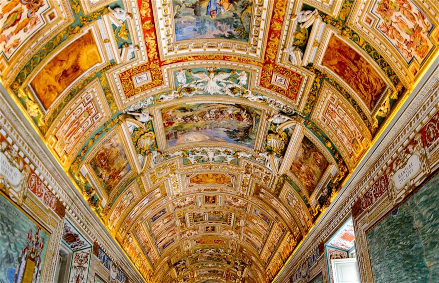 See the world's most breathtaking ceilings
