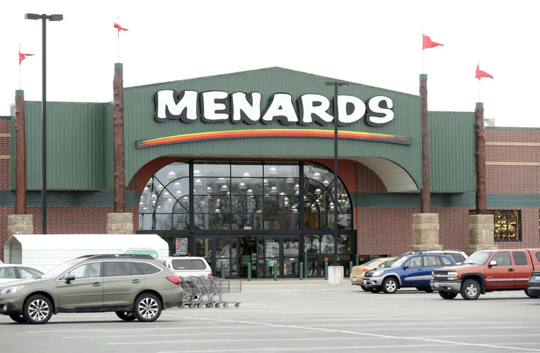 St. Cloud Menards hosting holiday toy drive for Toys for Tots