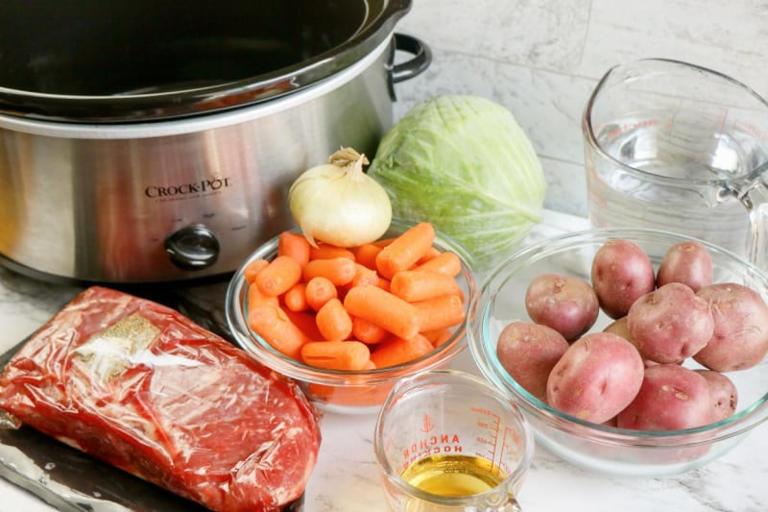 Easy Corned Beef and Cabbage Recipe