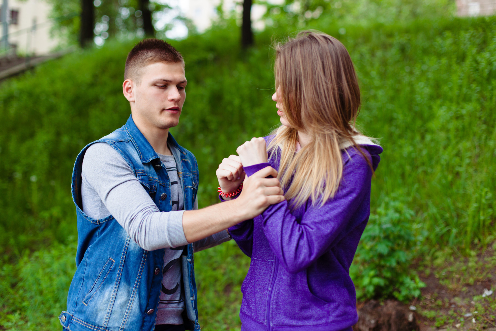 How to talk to your kids about teen dating violence