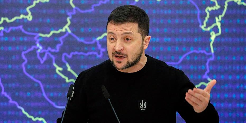 Ζελένσκι για Πούτιν: Όχι μόνο παρατείνει τον πόλεμο, αλλά φτύνει στο ...