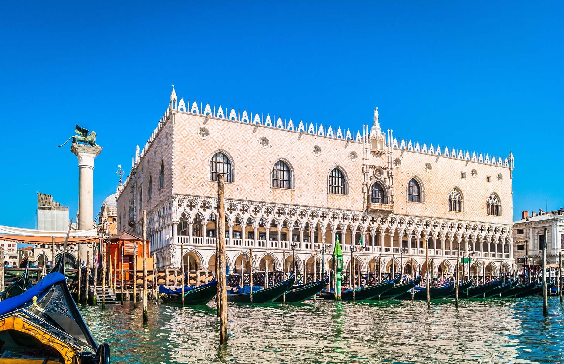 A journey through the most luxurious royal residences ever built