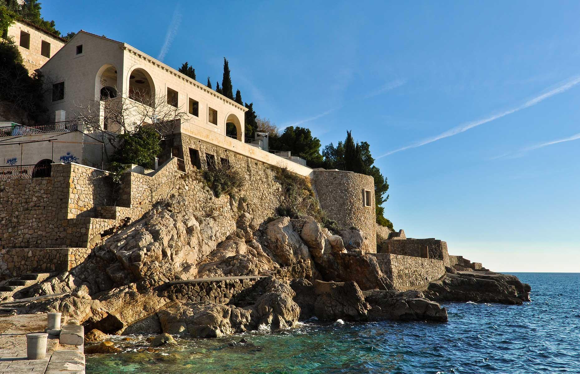 Peek inside 28 eerie abandoned hotels and resorts frozen in time