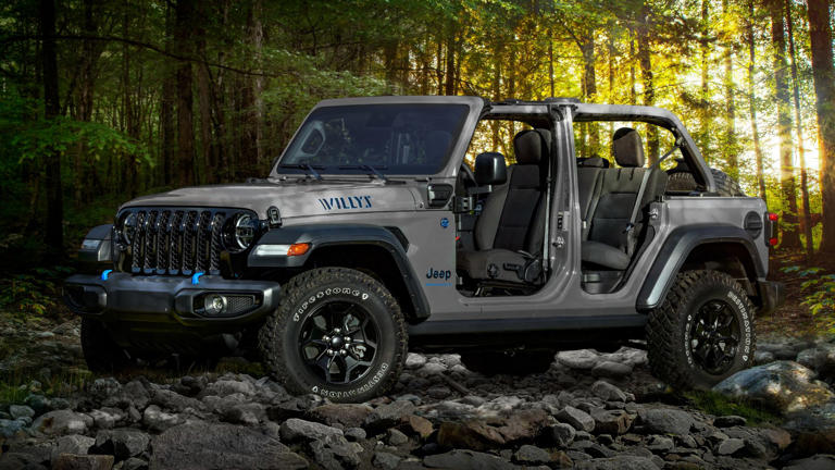 Every Jeep Hybrid And Plug-in Hybrid Available Today