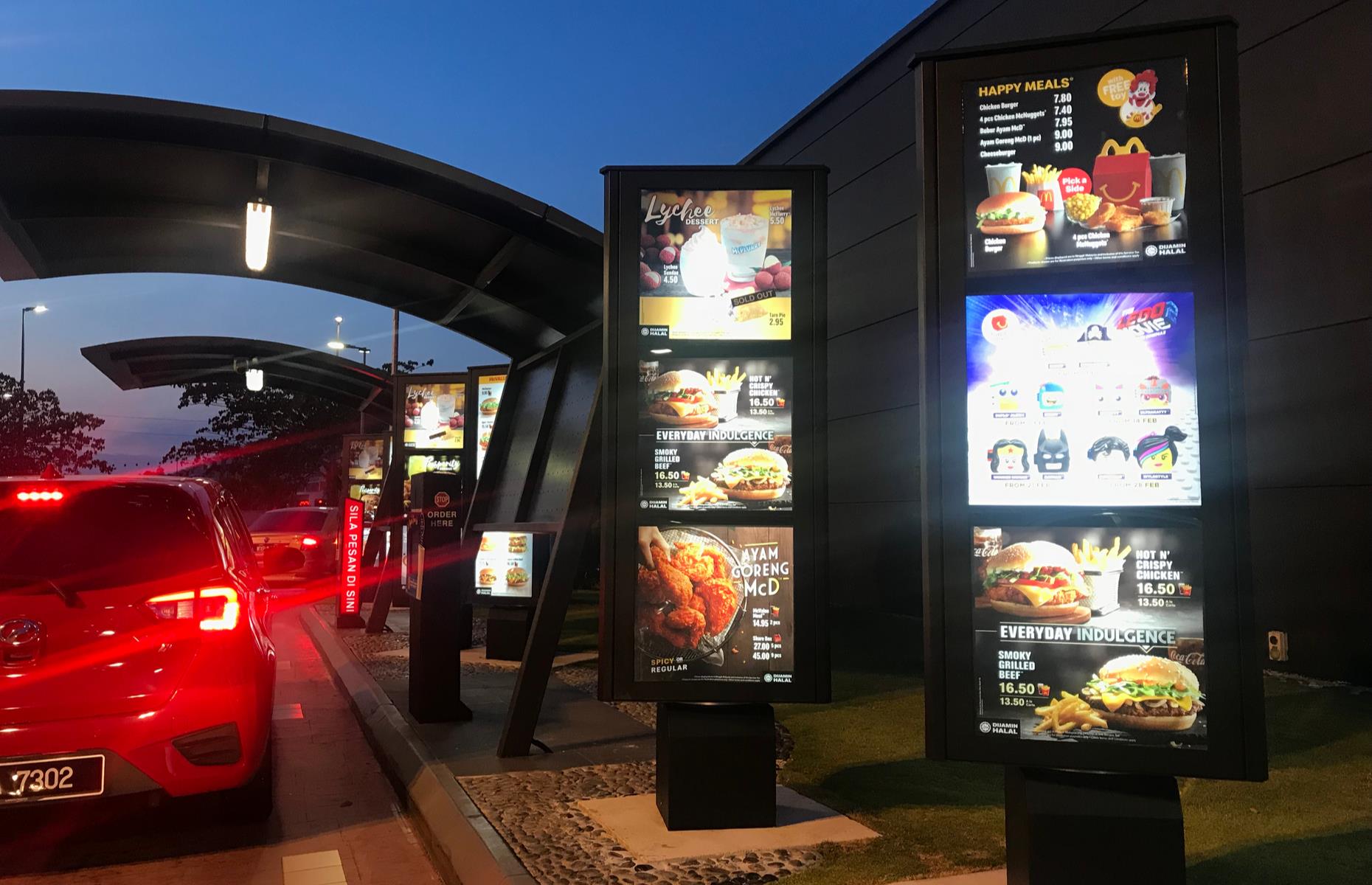 How McDonald's ACTUALLY became the world's biggest fast food chain