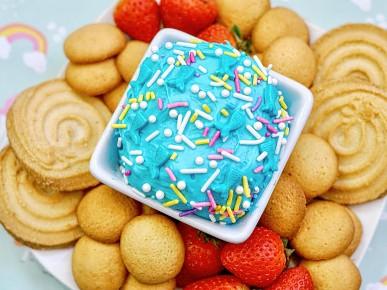 Blue Velvet Dunkaroo Dip Recipe