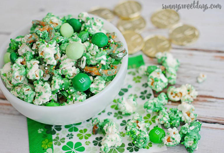 St. Patrick's Day Pretzel Popcorn