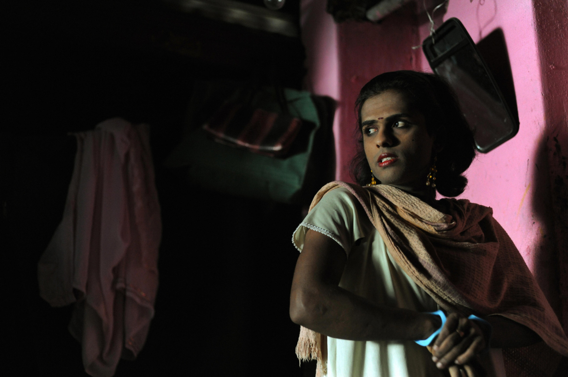 Cultures that recognize more than two genders