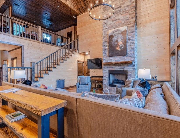 10 Blissful Cabins in Broken Bow Oklahoma, Places to Eat & Things to do