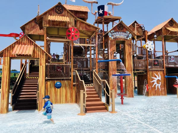 17 Most Fun Outdoor Water Parks near me in Dallas Fort Worth and Texas