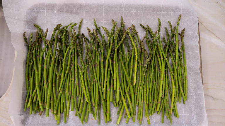 Lisa shared a basic recipe for oven-roasted asparagus anyone can make
