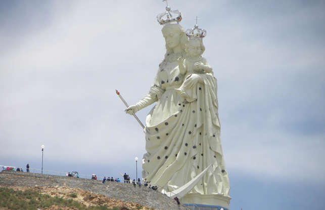 41 of the world's most awe-inspiring sculptures and statues 41 of the world's most awe-inspiring sculptures and statues
