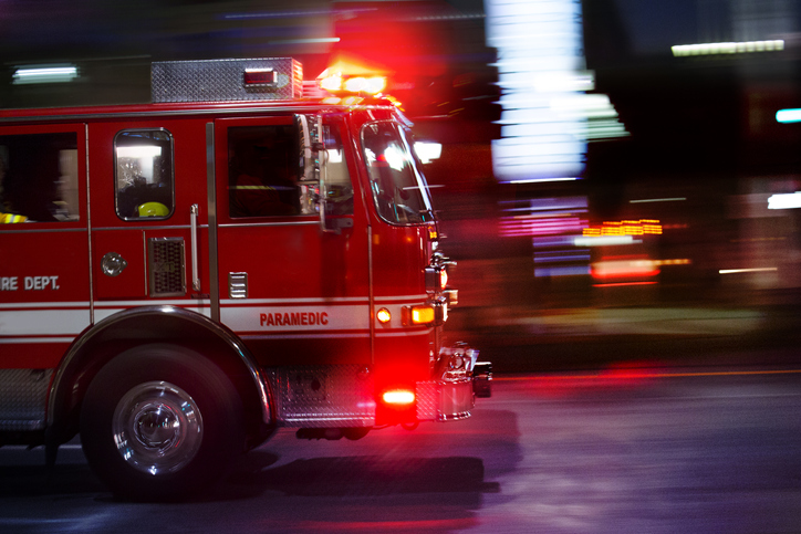 Firefighter shot while extinguishing fire in Springfield