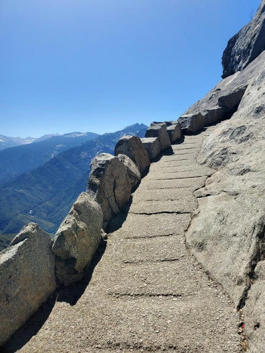 Moro Rock Trail - Sequoia National Park - California
