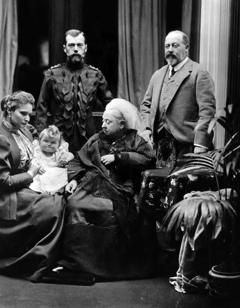 Royals: Queen Victoria's Photographs & Portraits During Her Reign
