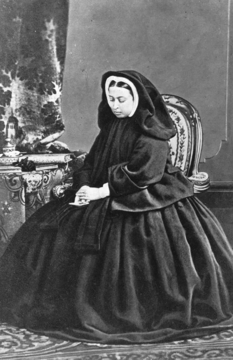 Queen Victoria Photographs and Portraits of Her Life and Reign