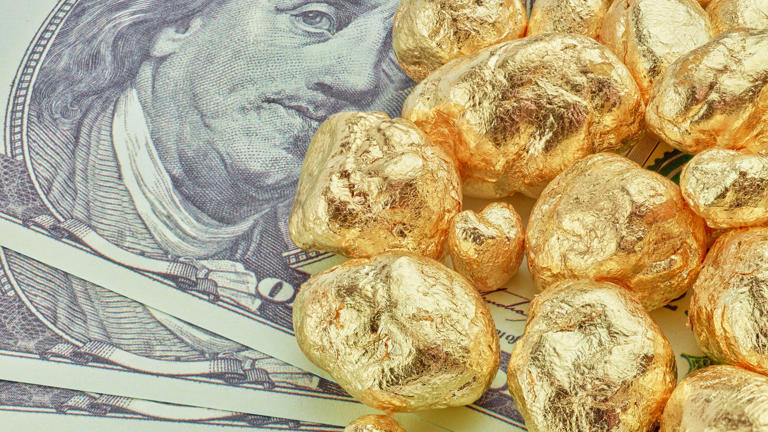 How To Invest in Gold: 5 Smart Strategies for 2025
