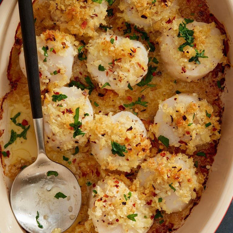 Baked Scallops Make For The Perfect Date Night Dinner