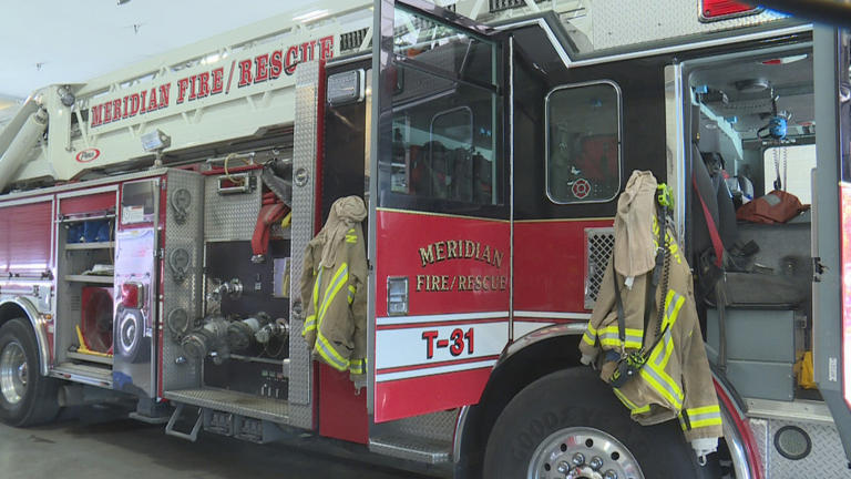 Cause under investigation after Meridian house fire displaces 10 residents
