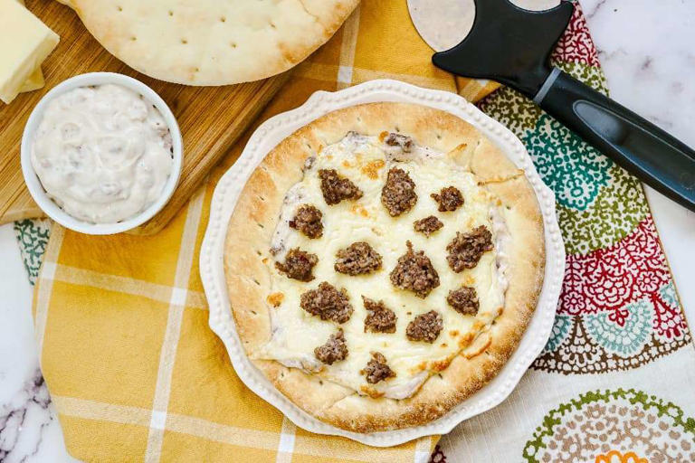 20 Minute Sausage Breakfast Pizza Recipe