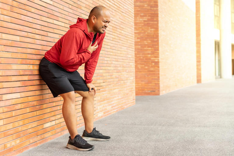 These Are 12 Silent Symptoms of a Heart Attack, According to Cardiologists