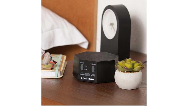 4 Best Noise Colors to Boost Your Sleep Quality 4 Best Noise Colors to Boost Your Sleep Quality