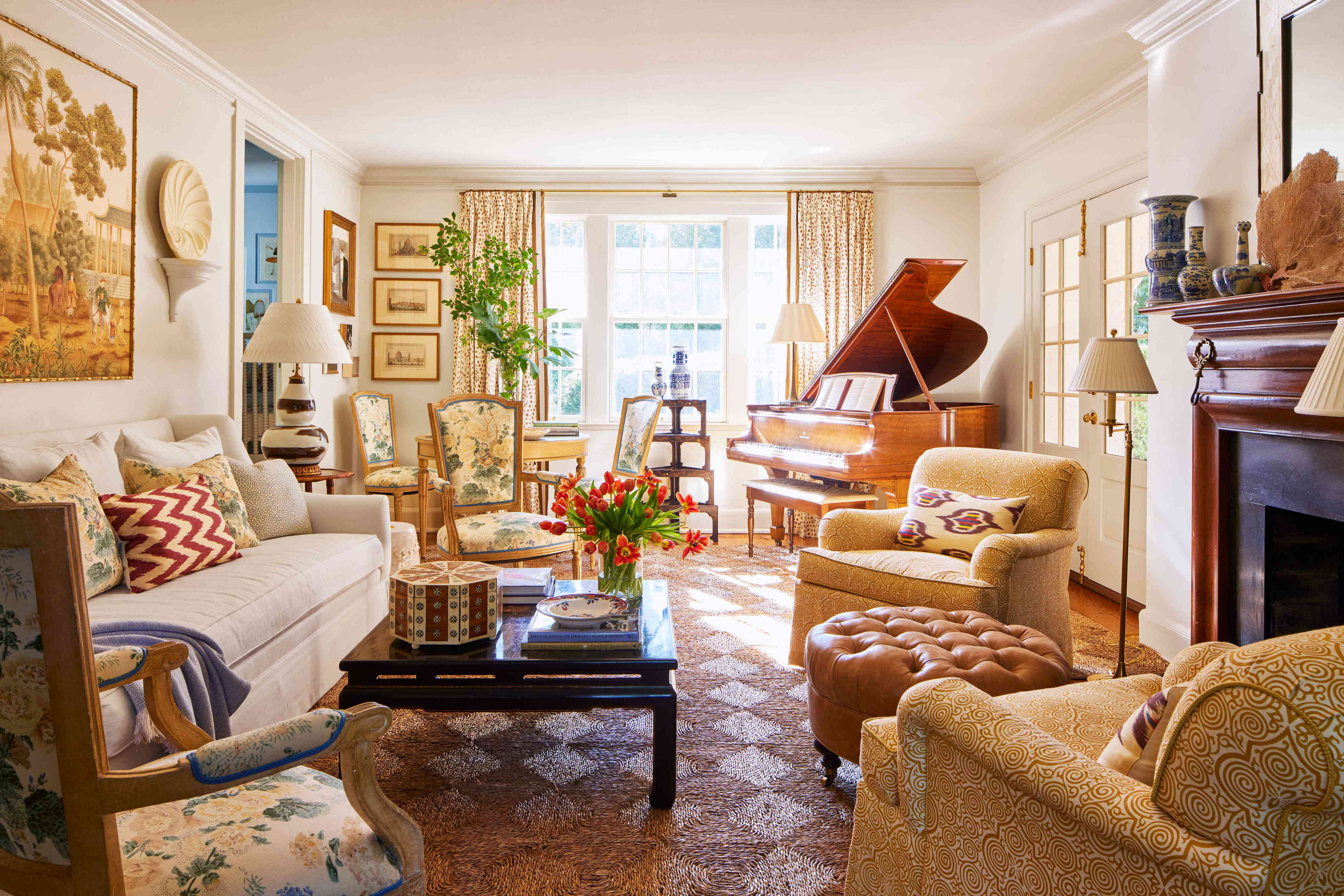 10 Things To Keep Out Of Your Living Room, According To Designers