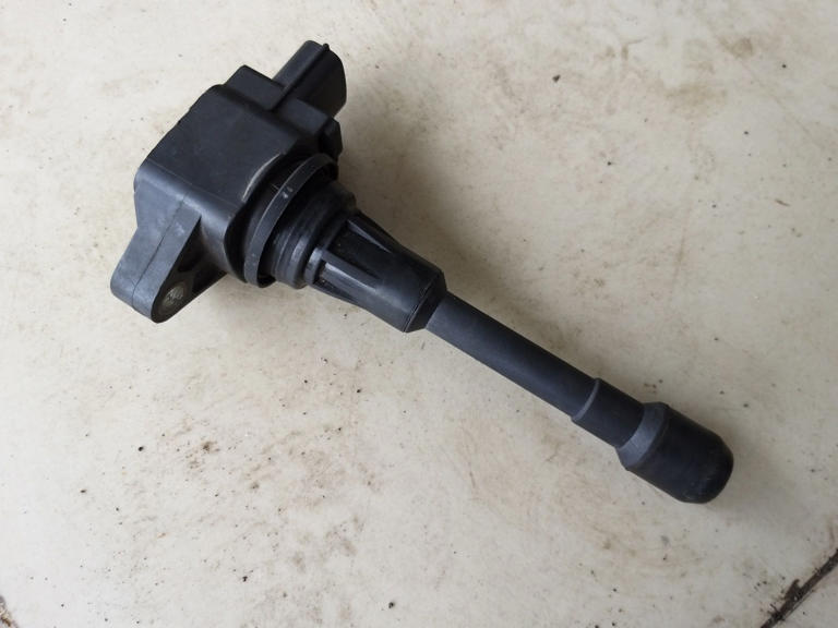 Mengenal Istilah Flash Over Pada Busi Mobil, Ini Penjelasan Pabrikan