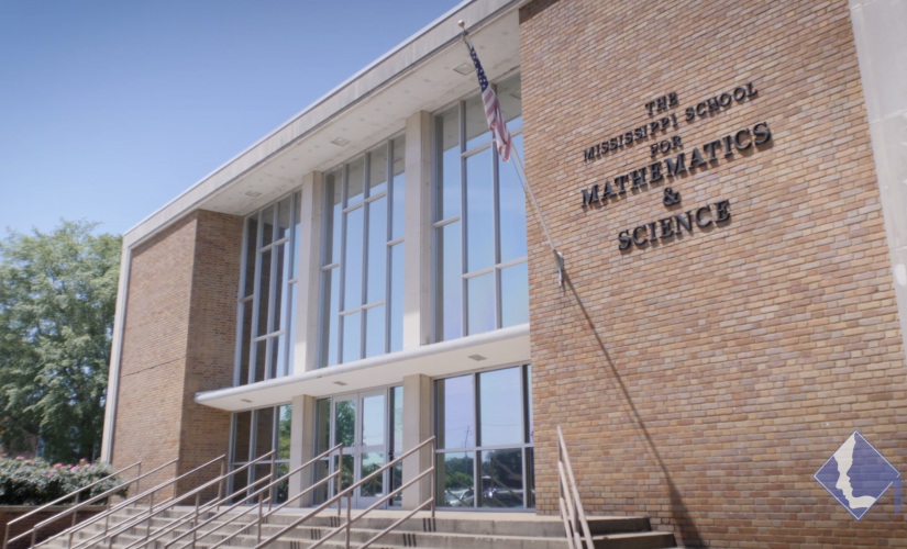 USM awards full-tuition scholarships to Mississippi School for ...