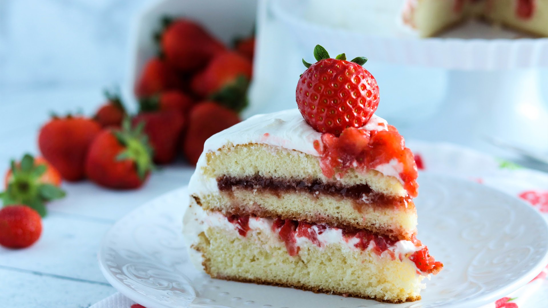An Easy Semi-homemade Cake That Tastes As It Came From A Bakery ...