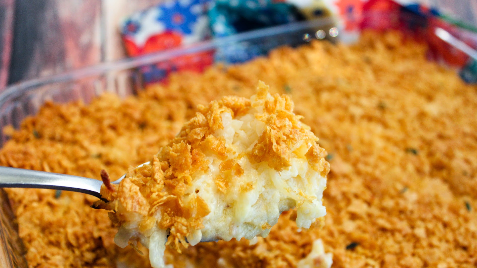 What A Deliciously Cheesy Hash Brown Casserole - Southern Hash Brown ...