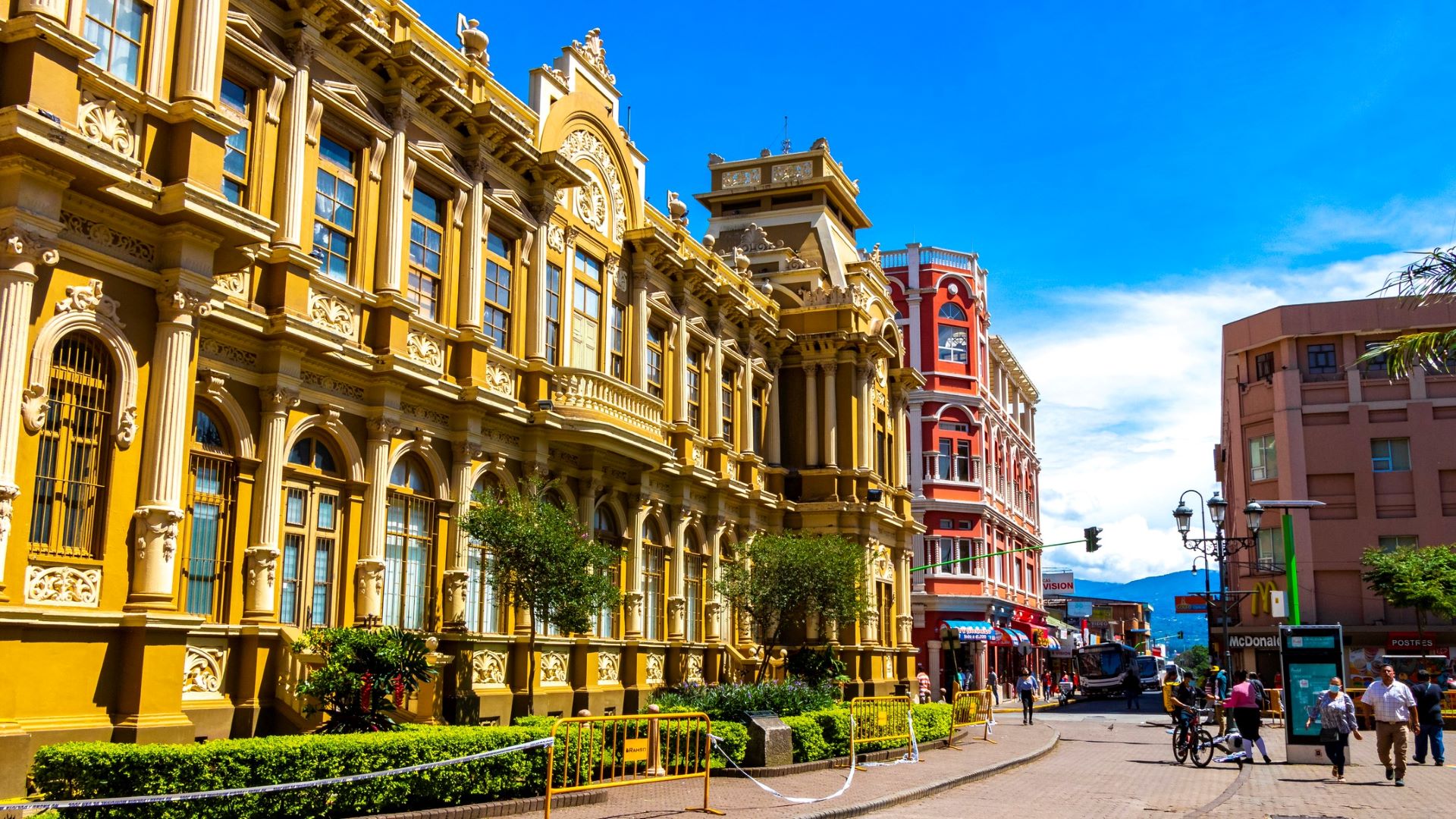 5 Cheapest International Travel Packages You Should Book Soon