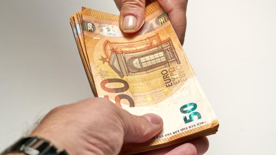 Euro hoy y euro blue hoy, EN VIVO: el minuto a minuto de la cotización ...