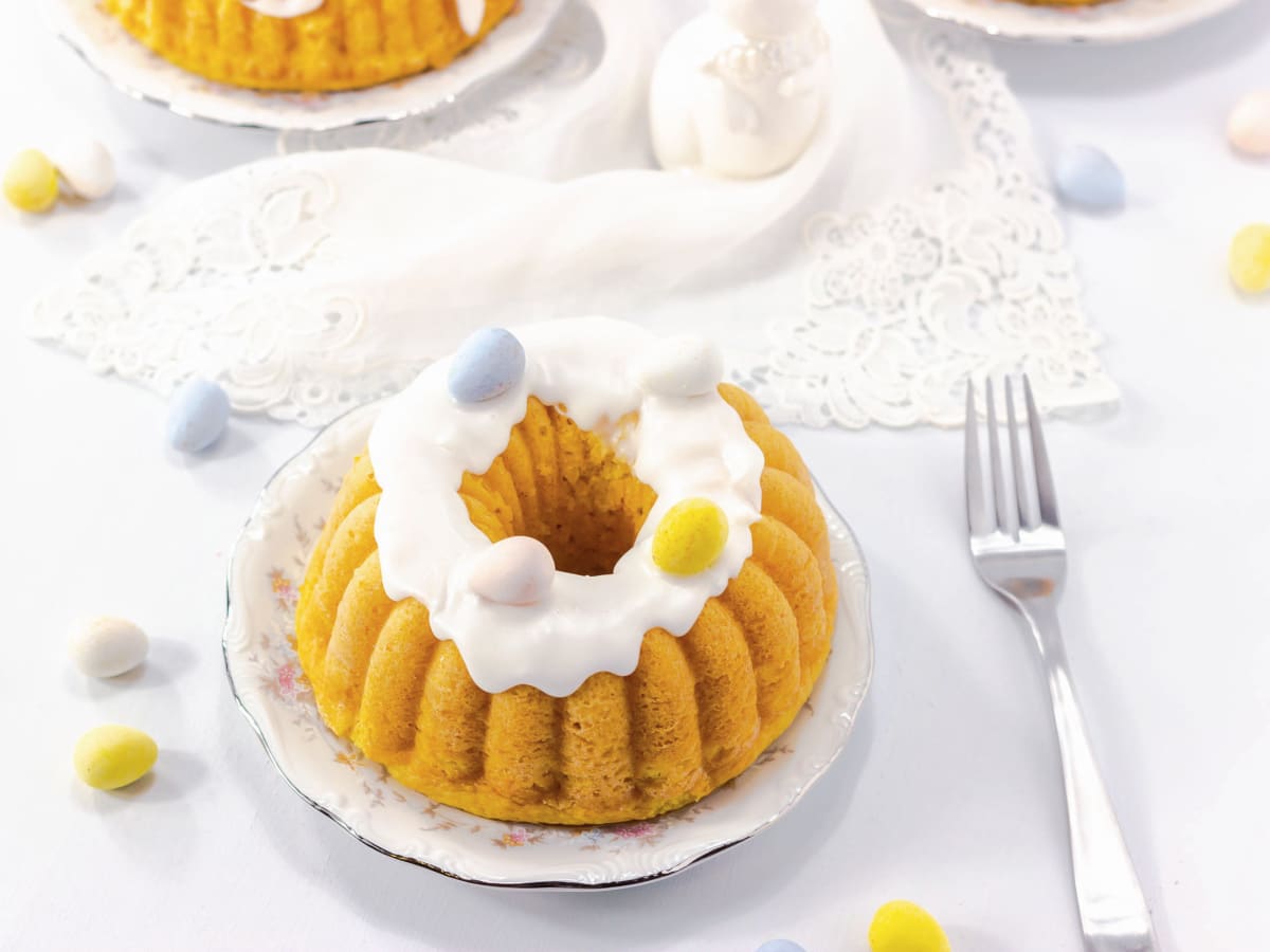 Easter Mini Bundt Cakes