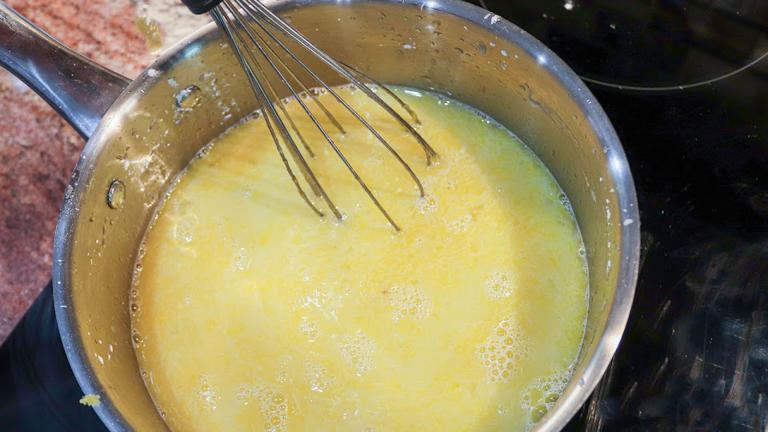 With this lemon pie filling, we think anyone can make a beautiful pie