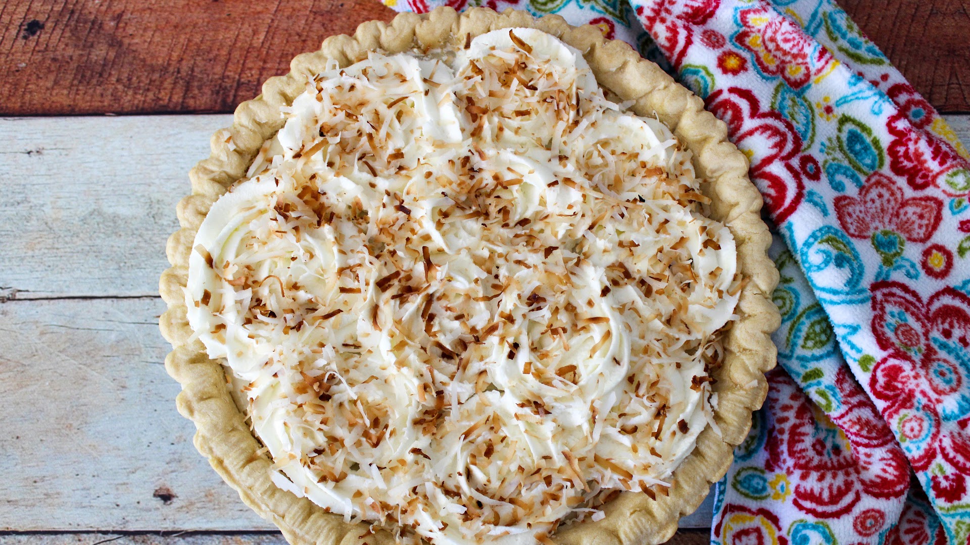 Simply Delicious, This Is The Classic Old-fashioned Coconut Cream Pie ...