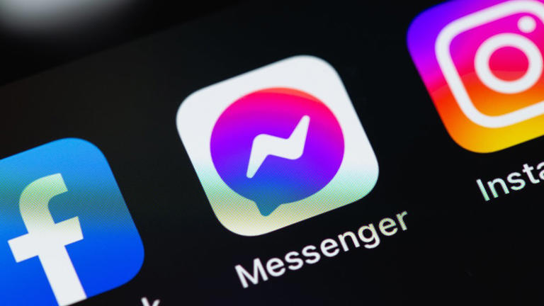 Facebook Messenger is down worldwide as