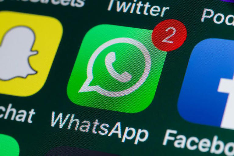 whatsapp-down-as-thousands-of-app-users-can-t-send-messages