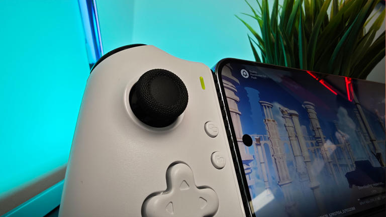 ZIKE Z331 USB-C Mobile Gaming Stretch Controller Review